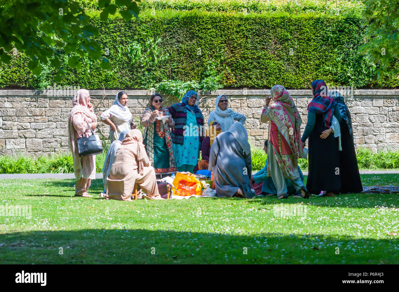Asian women scotland hi-res stock photography and images - Alamy