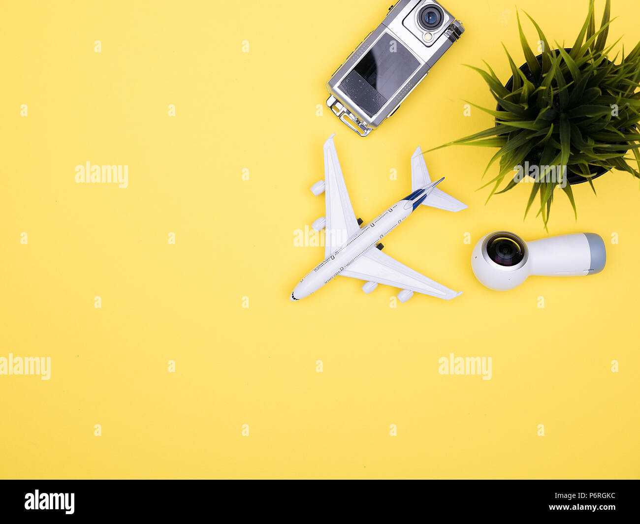 Top view of a plane hi-res stock photography and images - Alamy