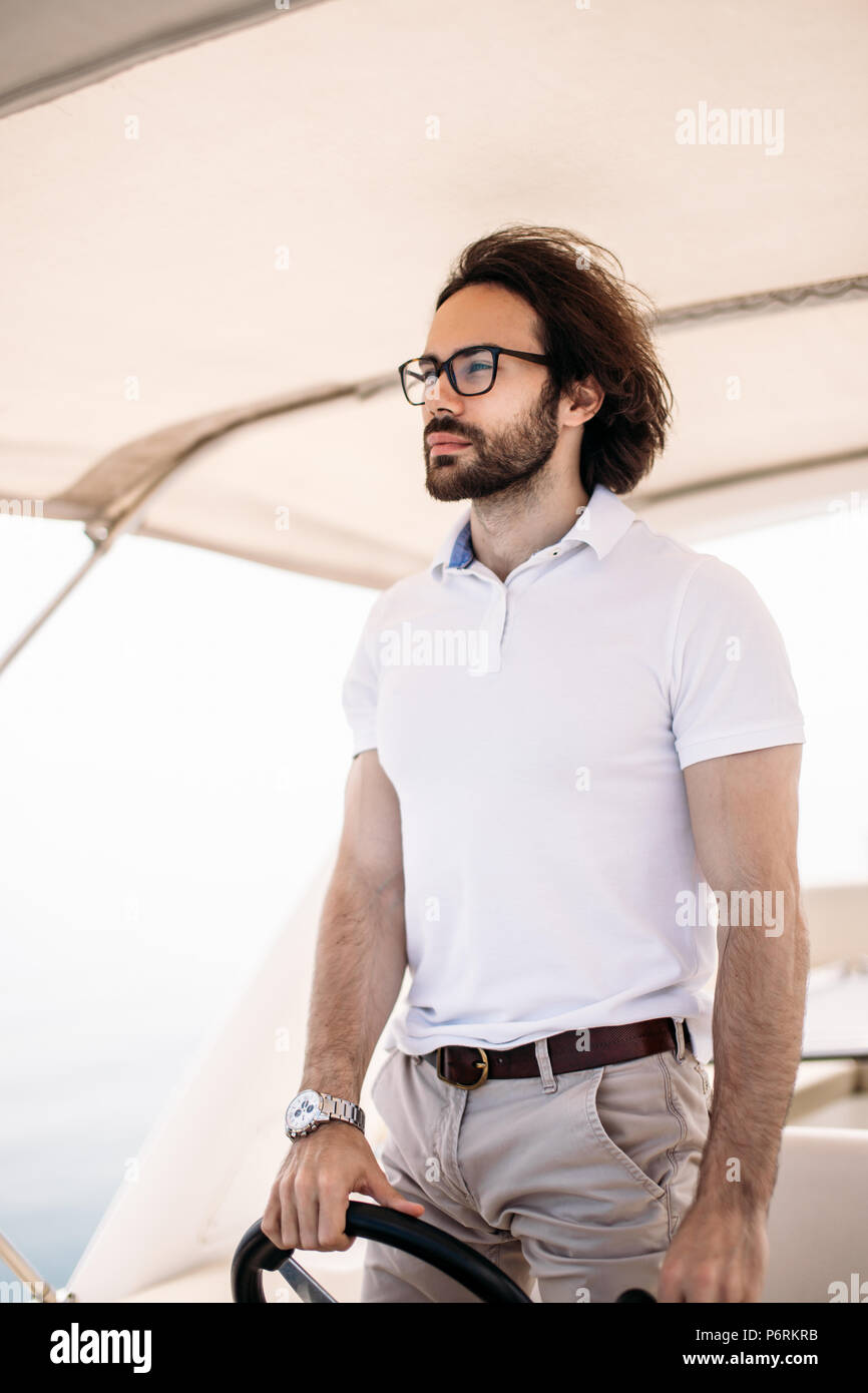 Vessel yachtsman sport leisure sailor hi-res stock photography and ...
