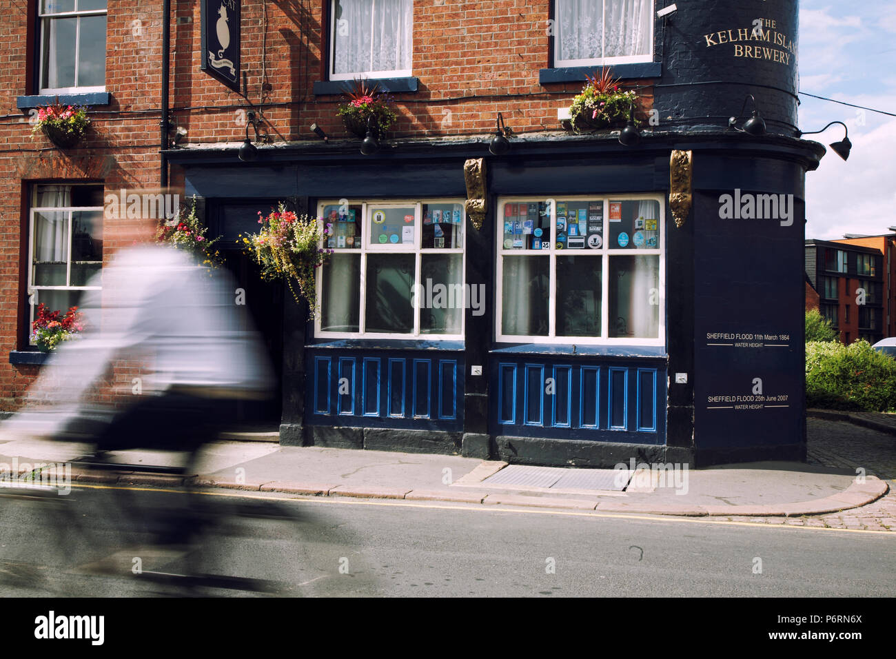 Fat cat pub hi-res stock photography and images - Alamy