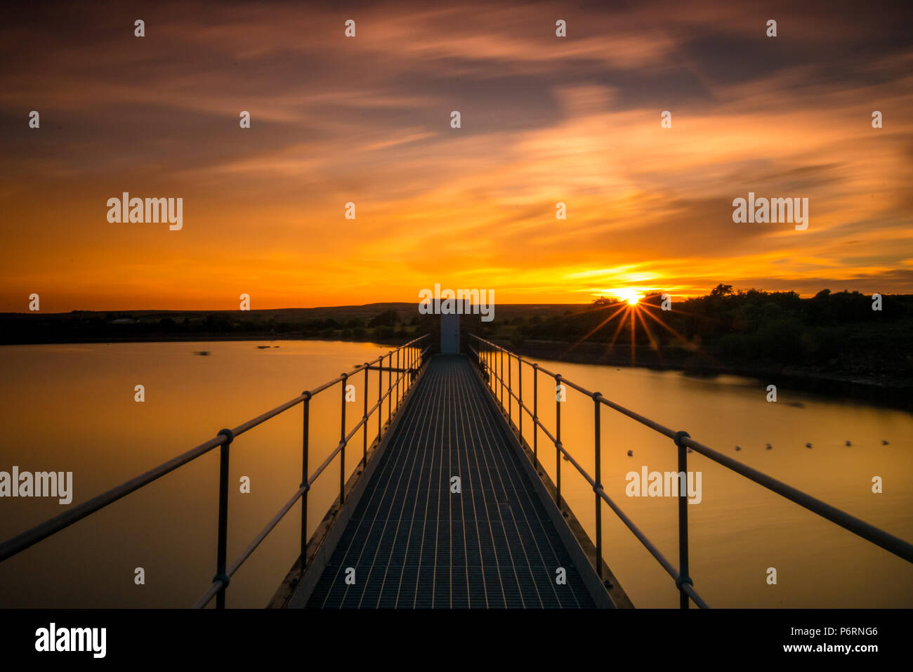 Leeds sunset hi-res stock photography and images - Alamy