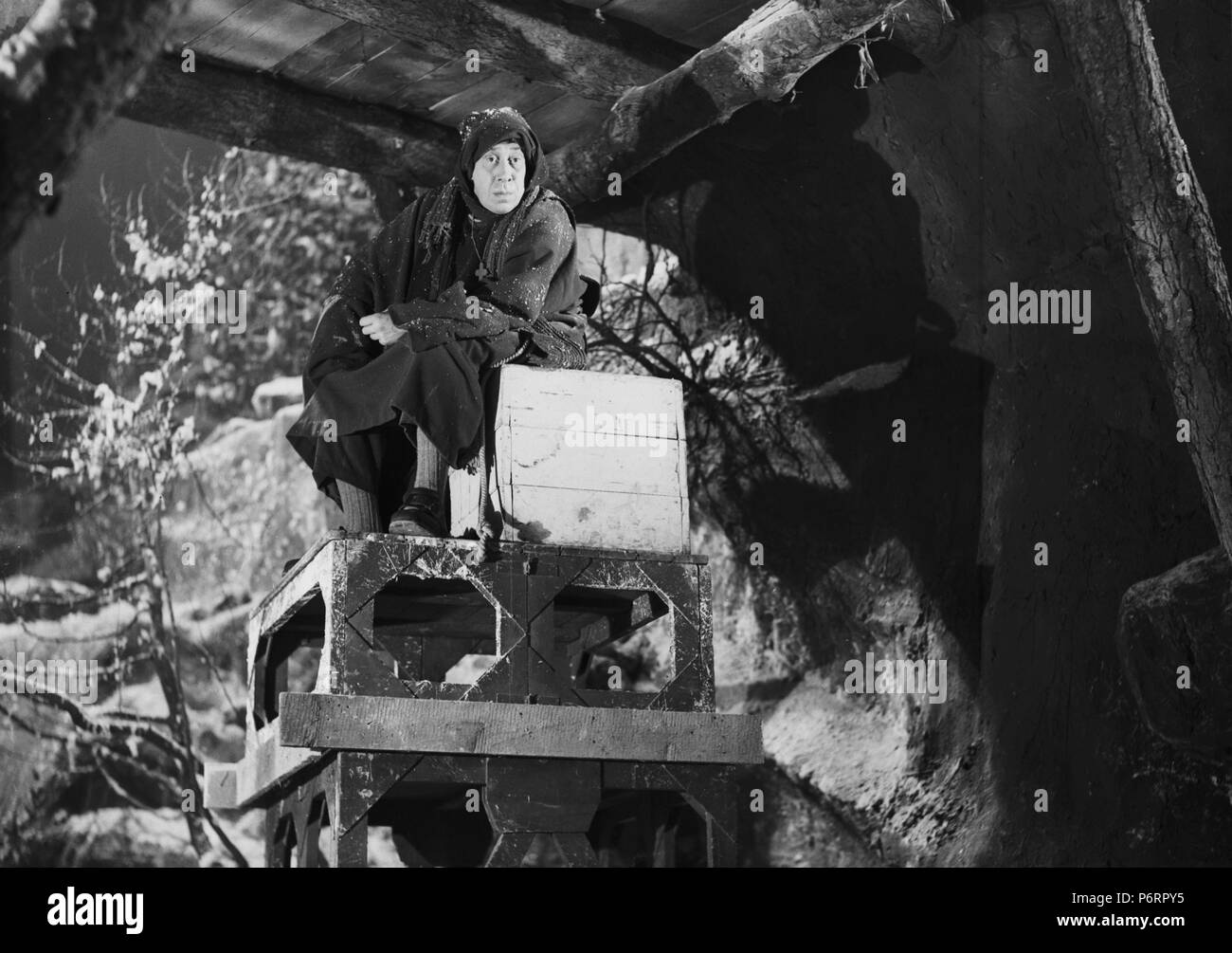 L'Auberge rouge The Red Inn Year: 1951 - France Fernandel Director ...