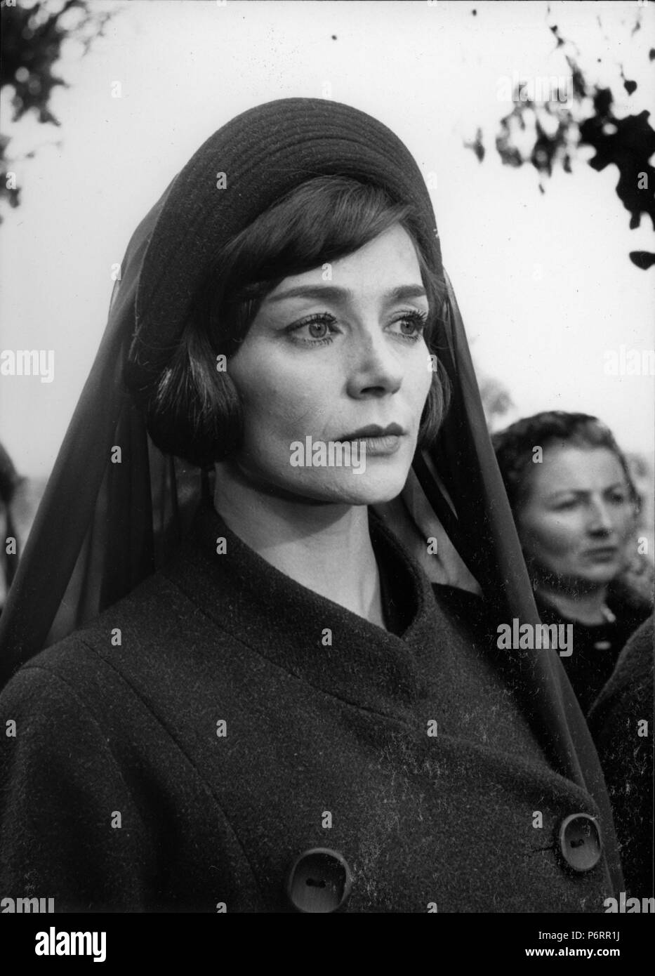Emmanuelle riva desqueyroux hi-res stock photography and images - Alamy