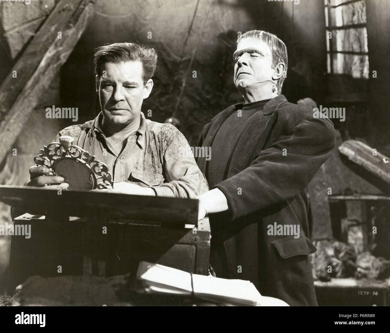 Frankenstein Meets the Wolf Man Year: 1943 USA Director : Roy William ...