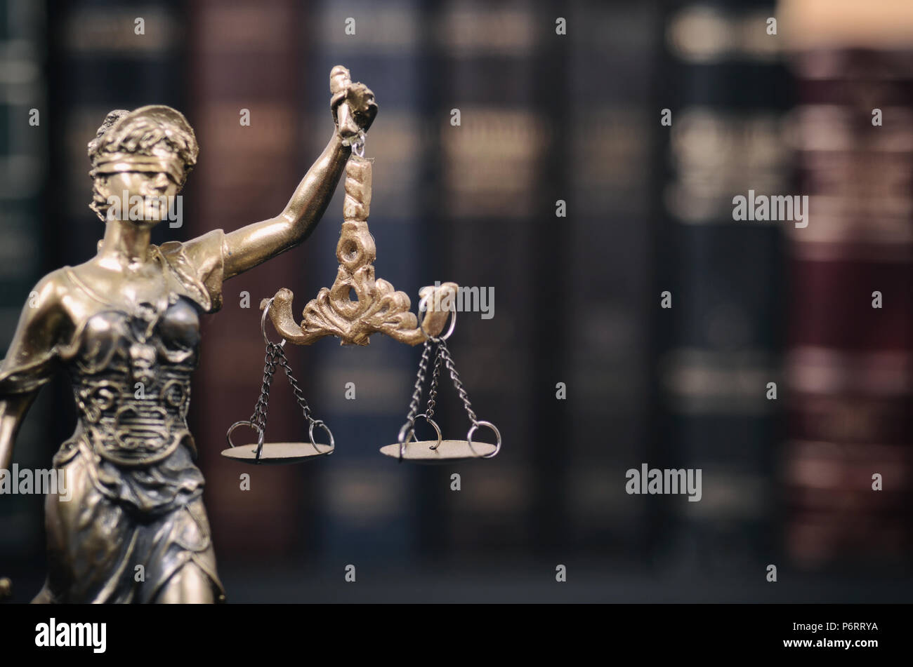 Justitia statue hi-res stock photography and images - Alamy