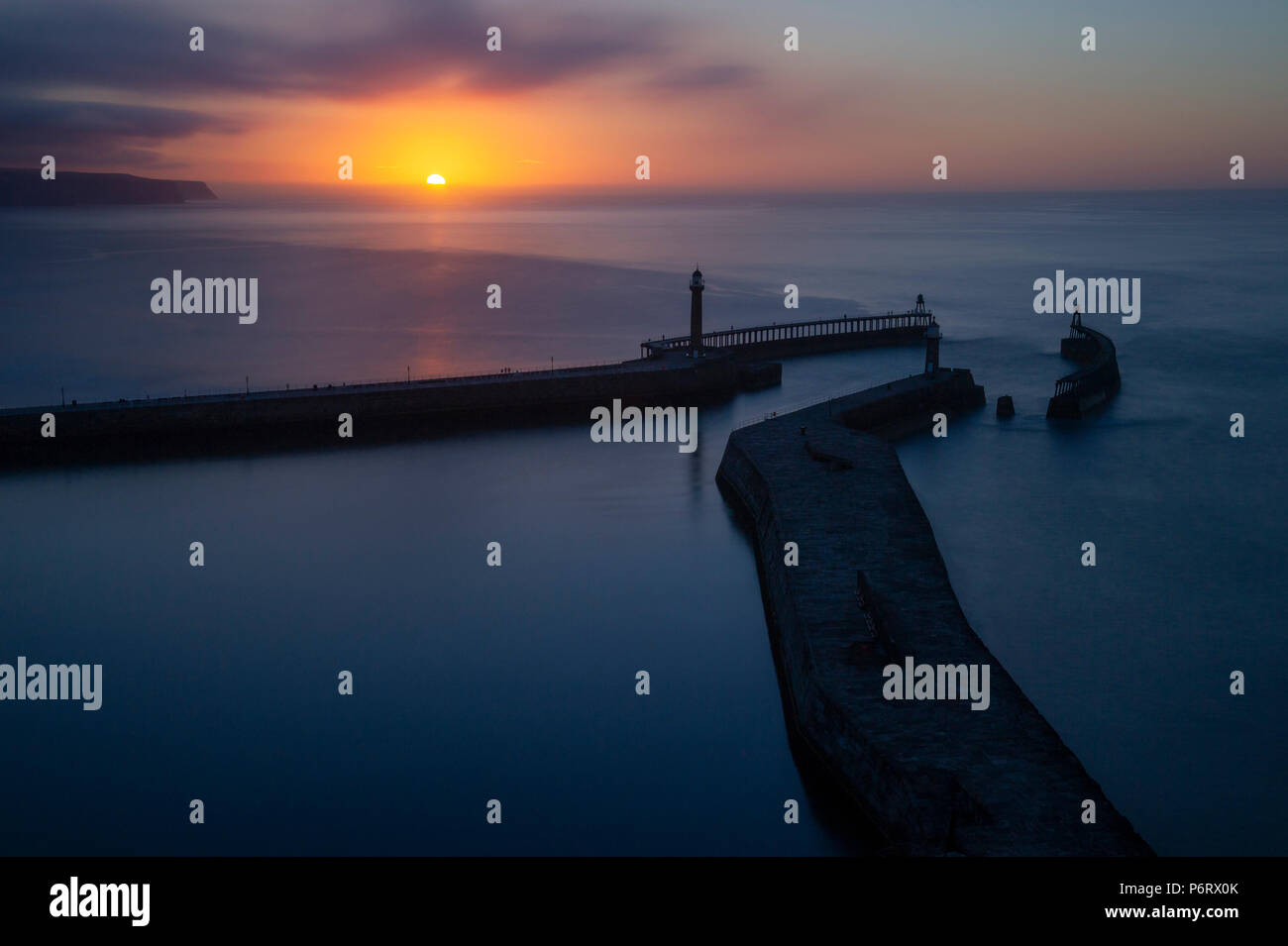 Whitby Harbour High Resolution Stock Photography and Images - Alamy