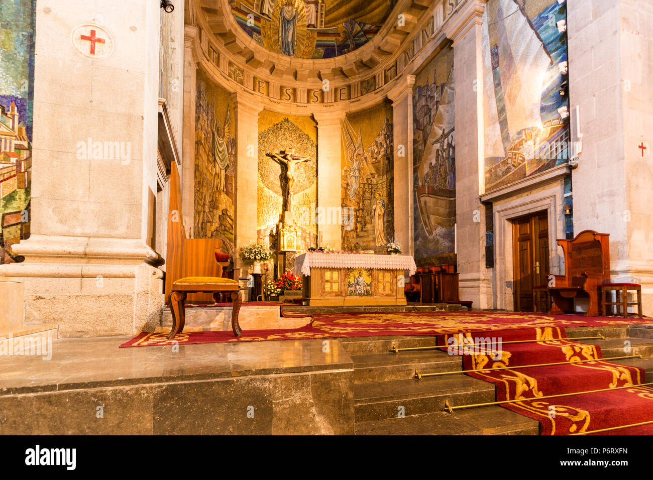 Interior of Vigo Cathedral, Spain Stock Photo - Alamy