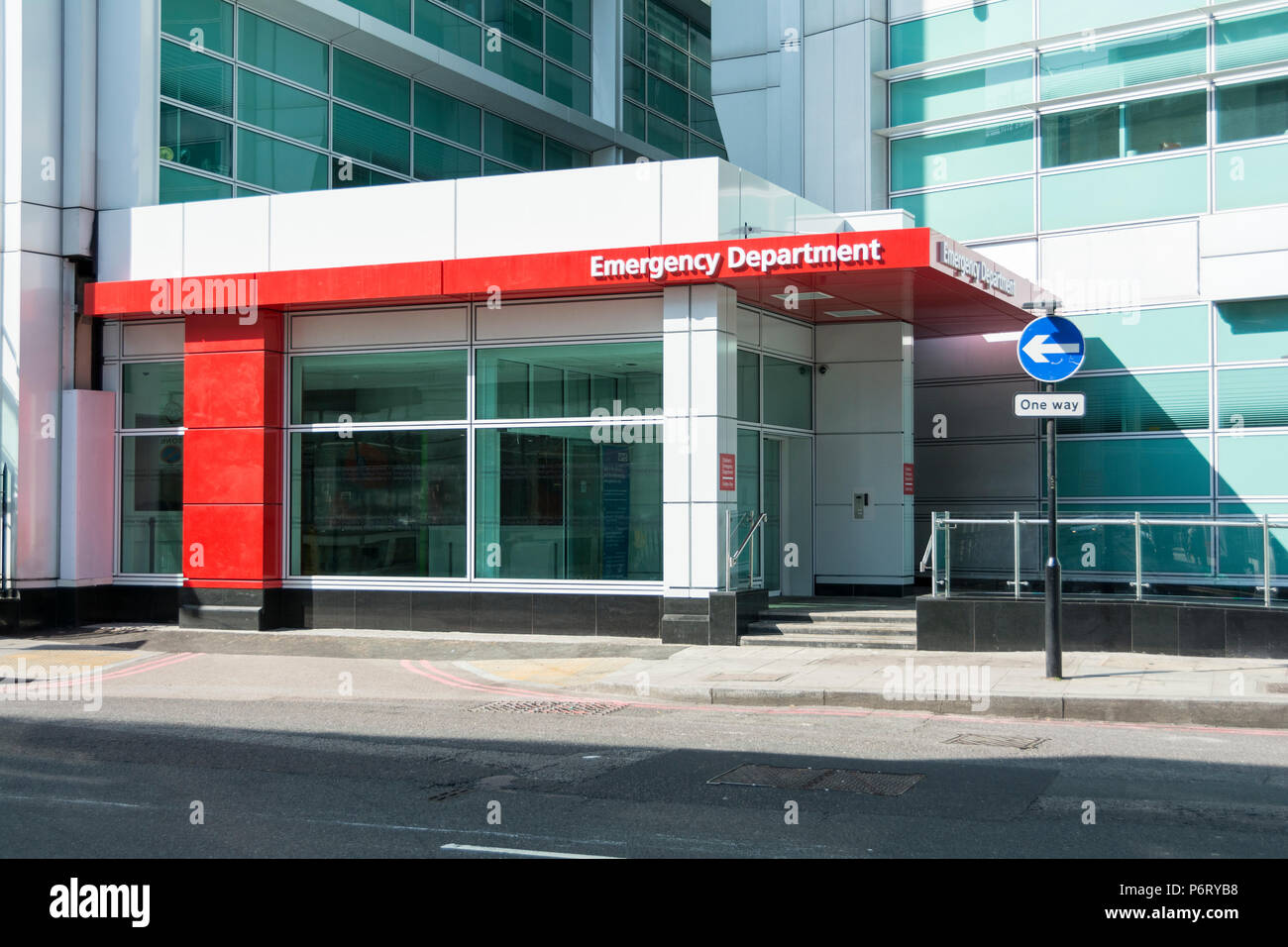 Entrance to the Emergency Department exterior at University College ...