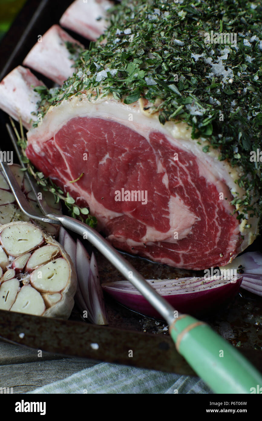 Rack of beef ready to go into the oven Stock Photo - Alamy