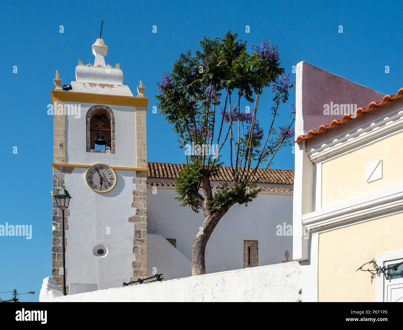 Alvor town algarve portugal hi-res stock photography and images - Alamy