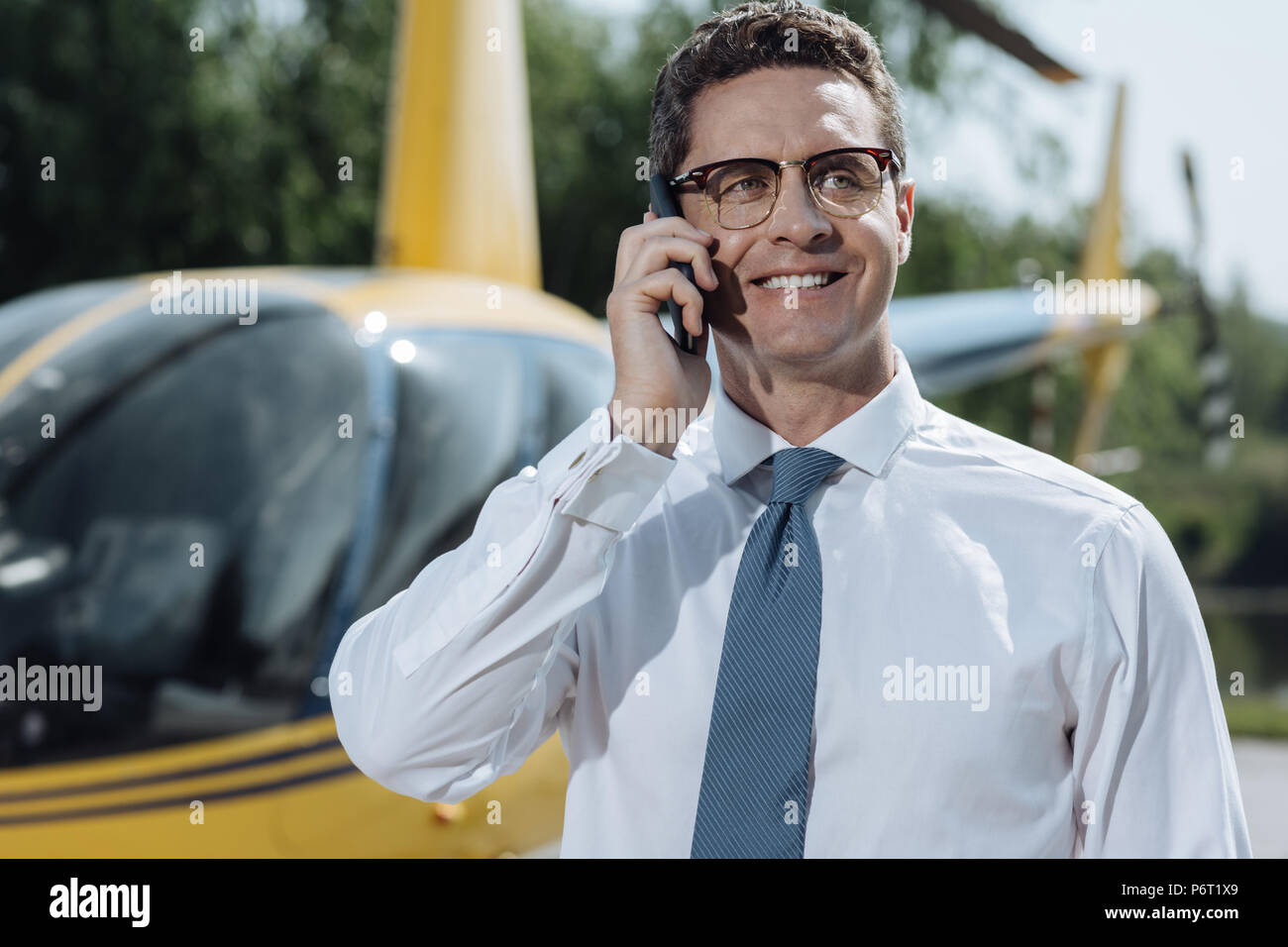 Ceo boss making phone call hi-res stock photography and images - Alamy