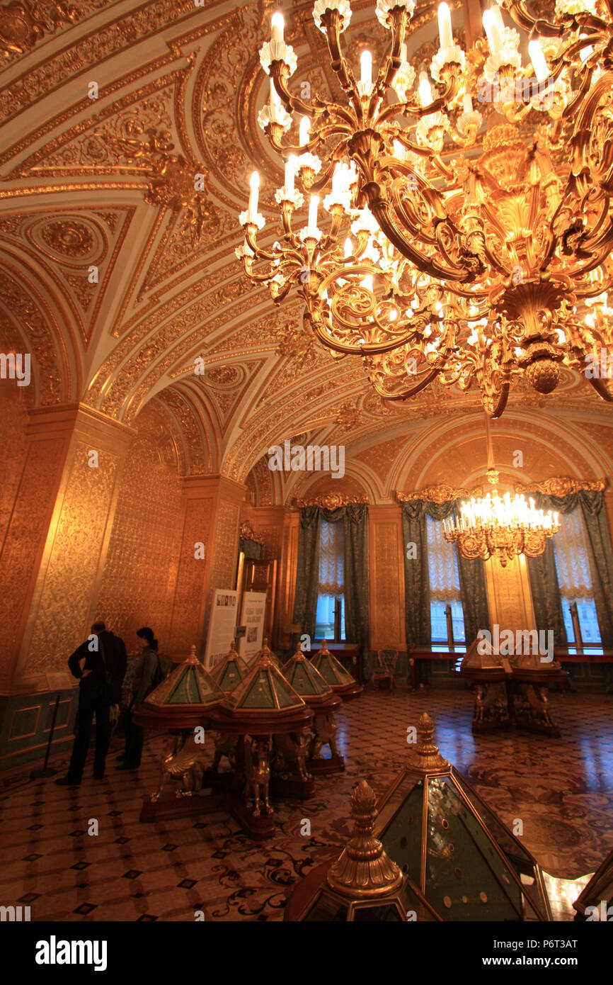 Gold room state hermitage museum hi-res stock photography and images ...