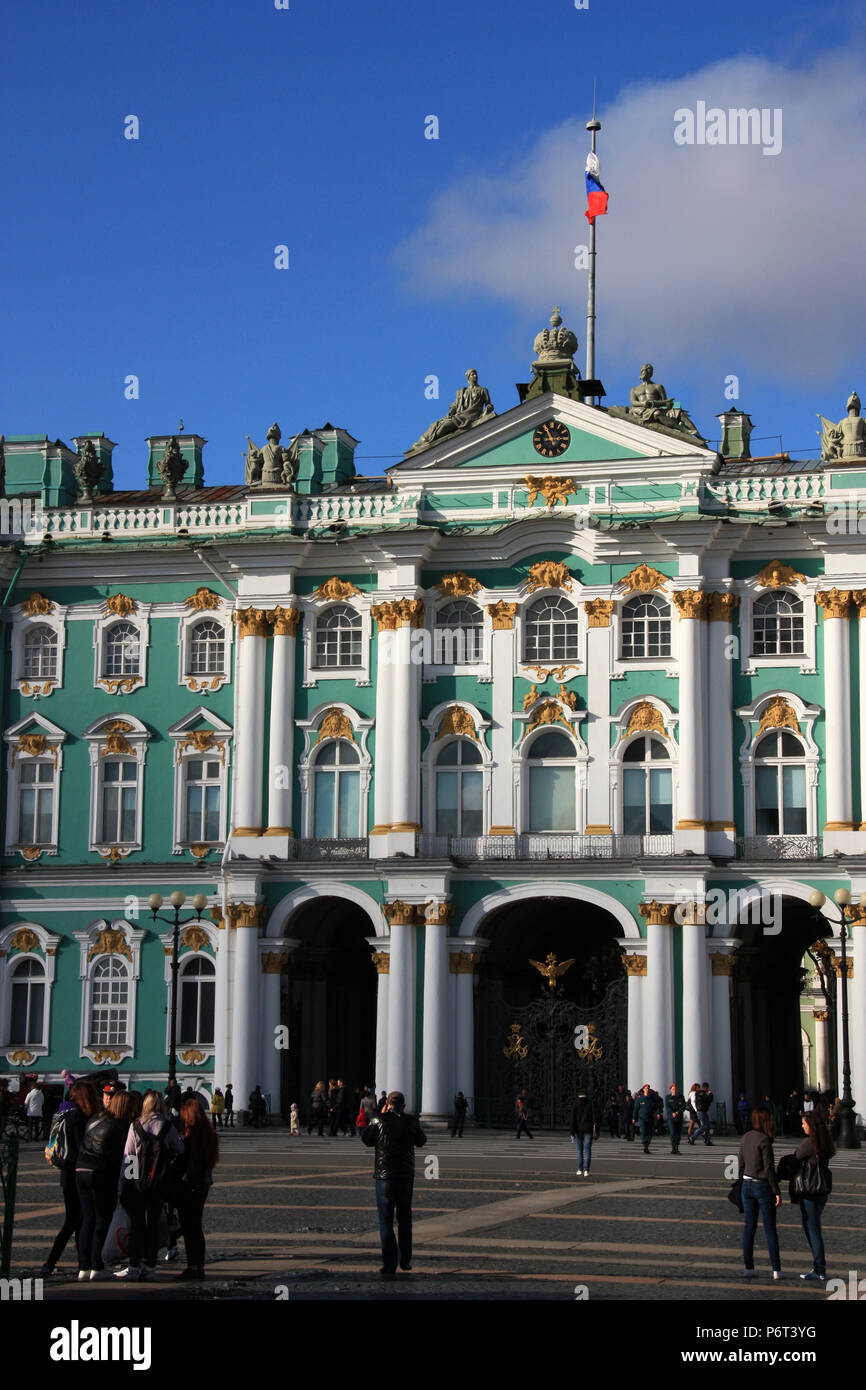 Exterior view of the Winter Palace in St. Petersburg, Russia Stock ...
