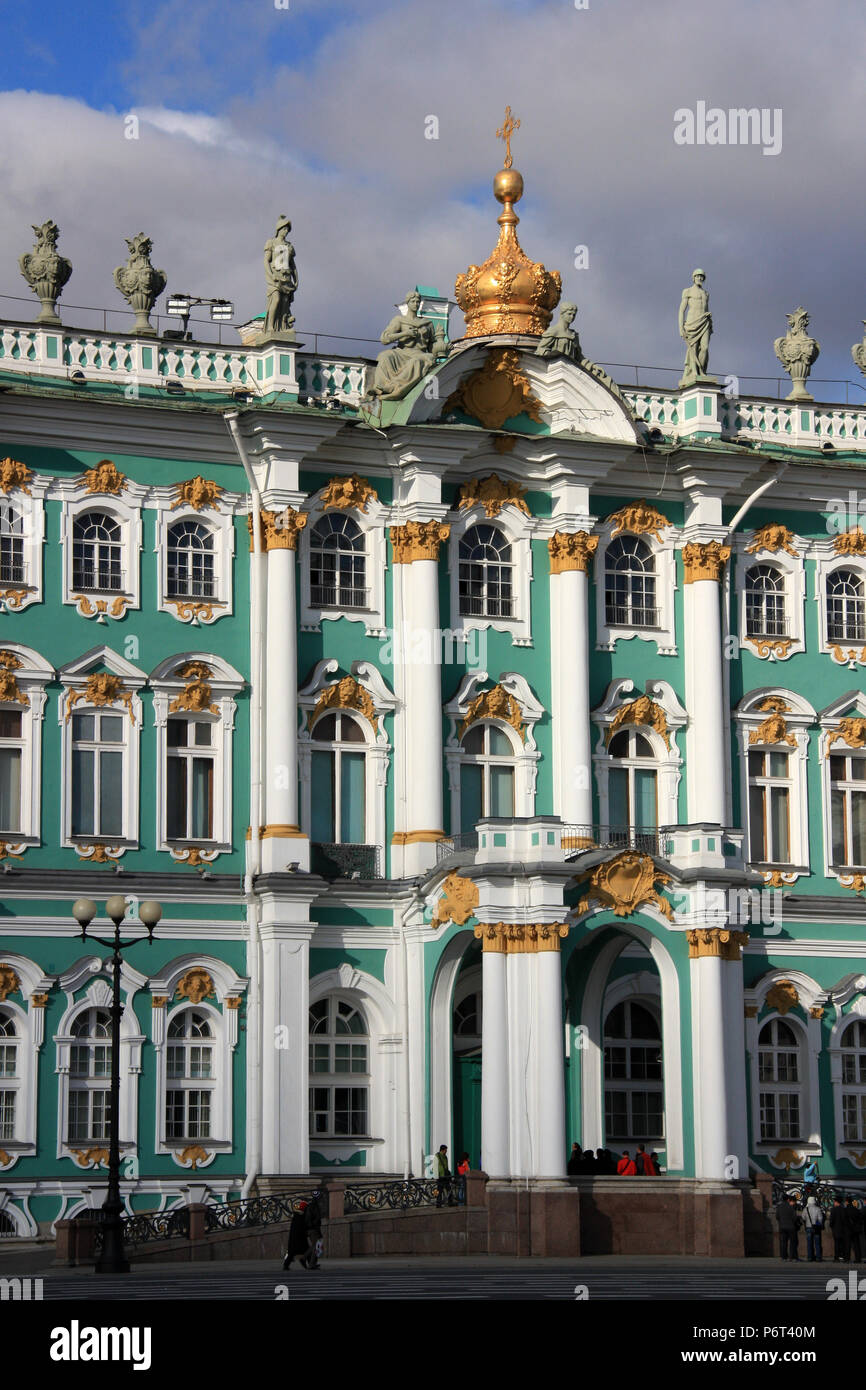 Exterior view of the Winter Palace in St. Petersburg, Russia Stock ...