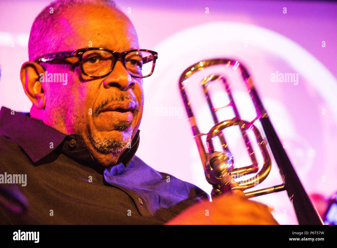 The south london soul train hi-res stock photography and images - Alamy