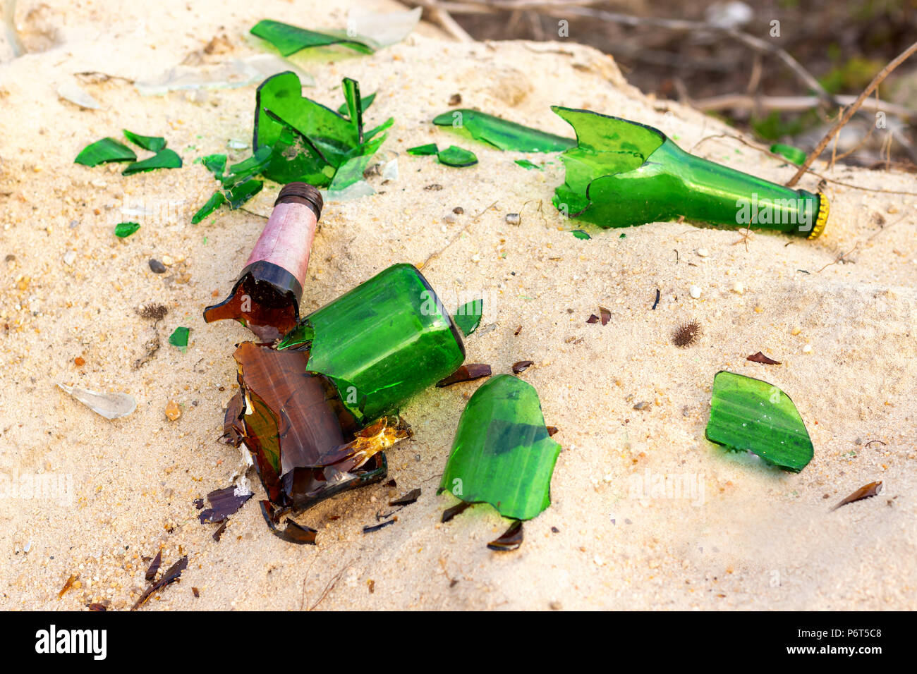Beer bottle broken shattered smashed hi-res stock photography and ...