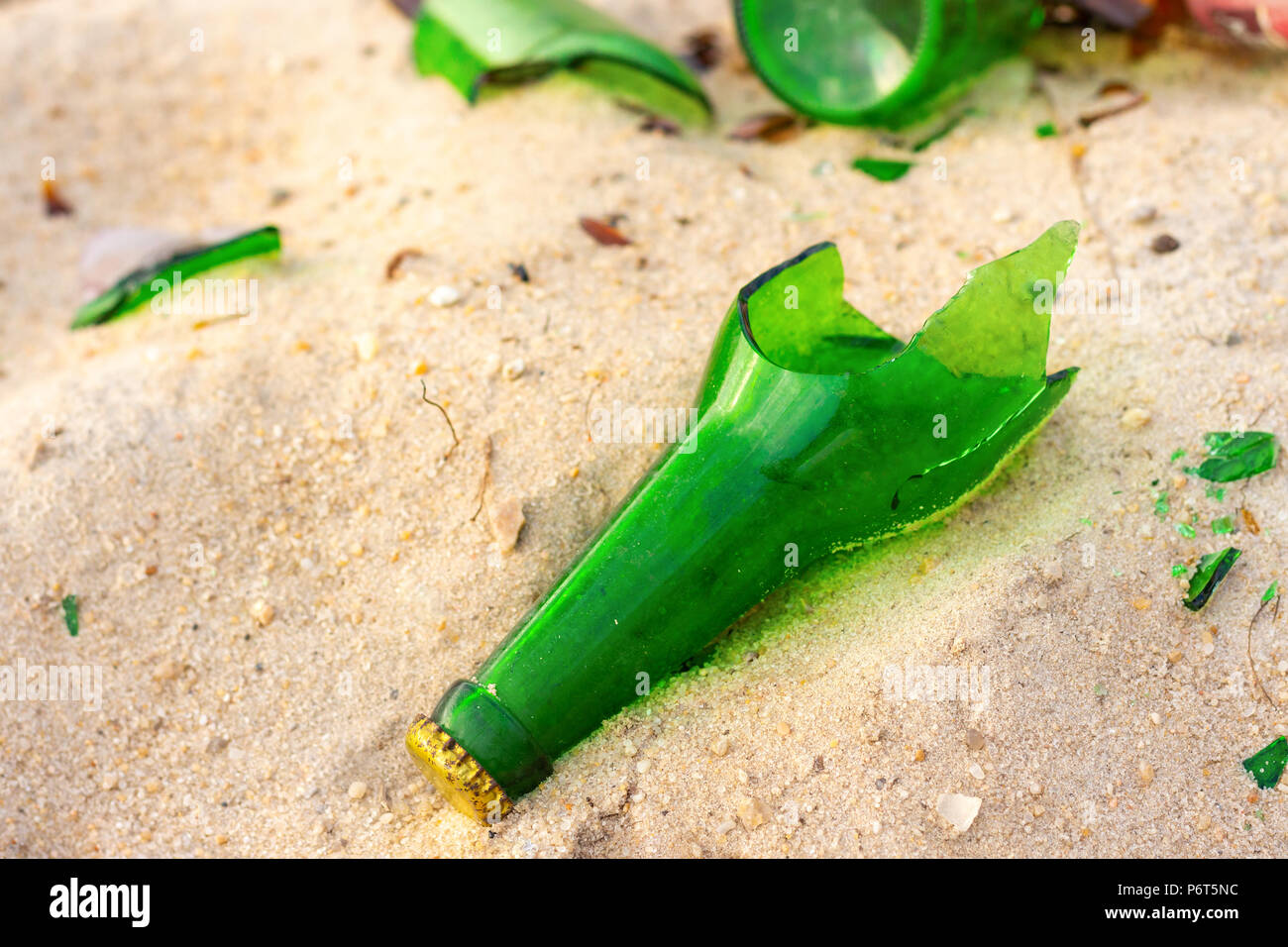 Beer bottle broken shattered smashed hi-res stock photography and ...
