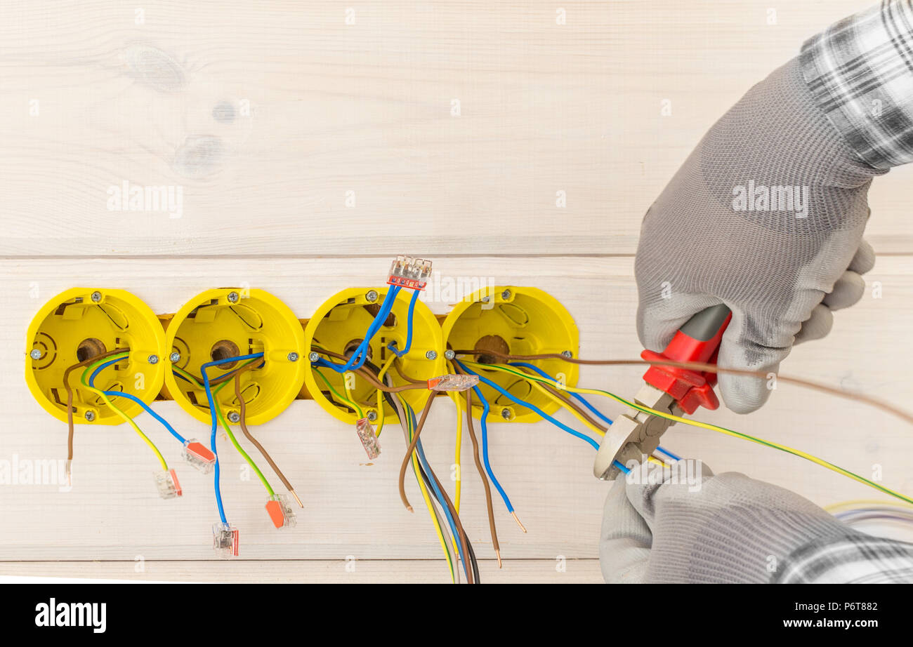 Electricalsocket hi-res stock photography and images - Alamy