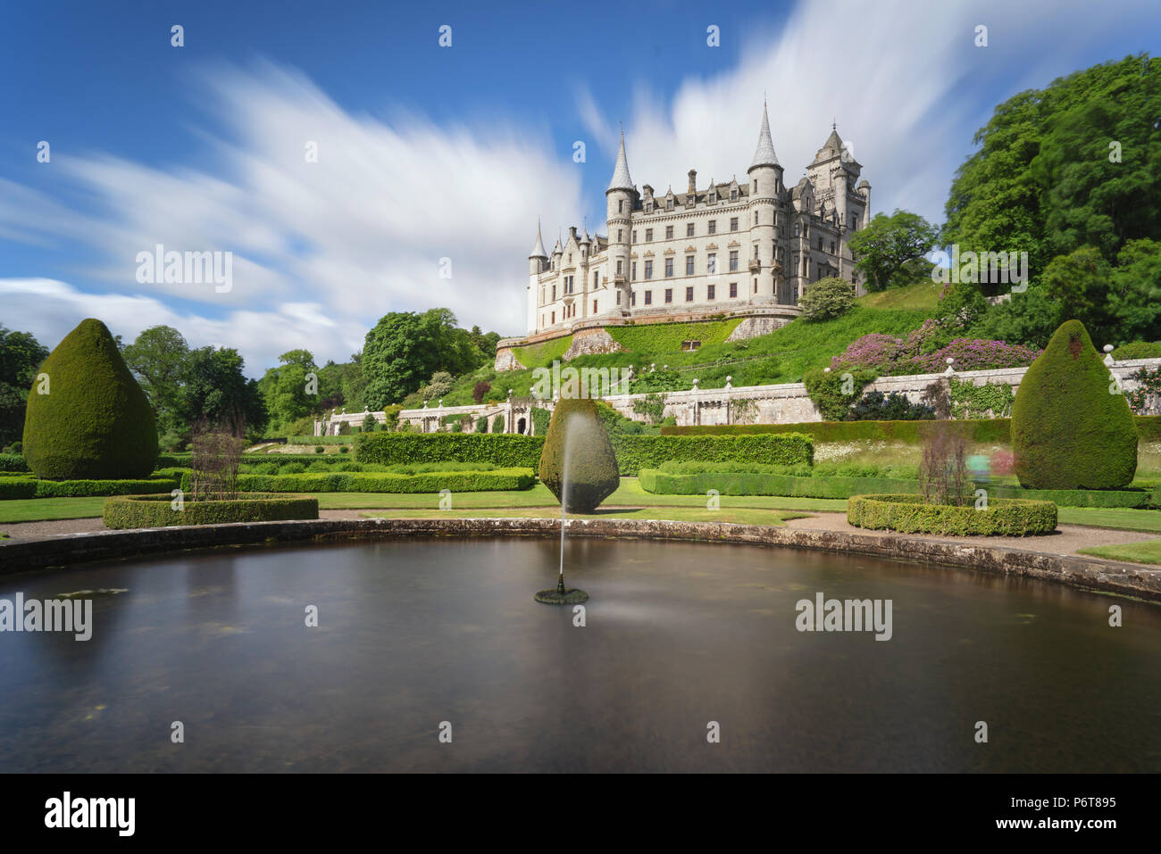 Dunrobin Castle Gardens High Resolution Stock Photography and Images ...