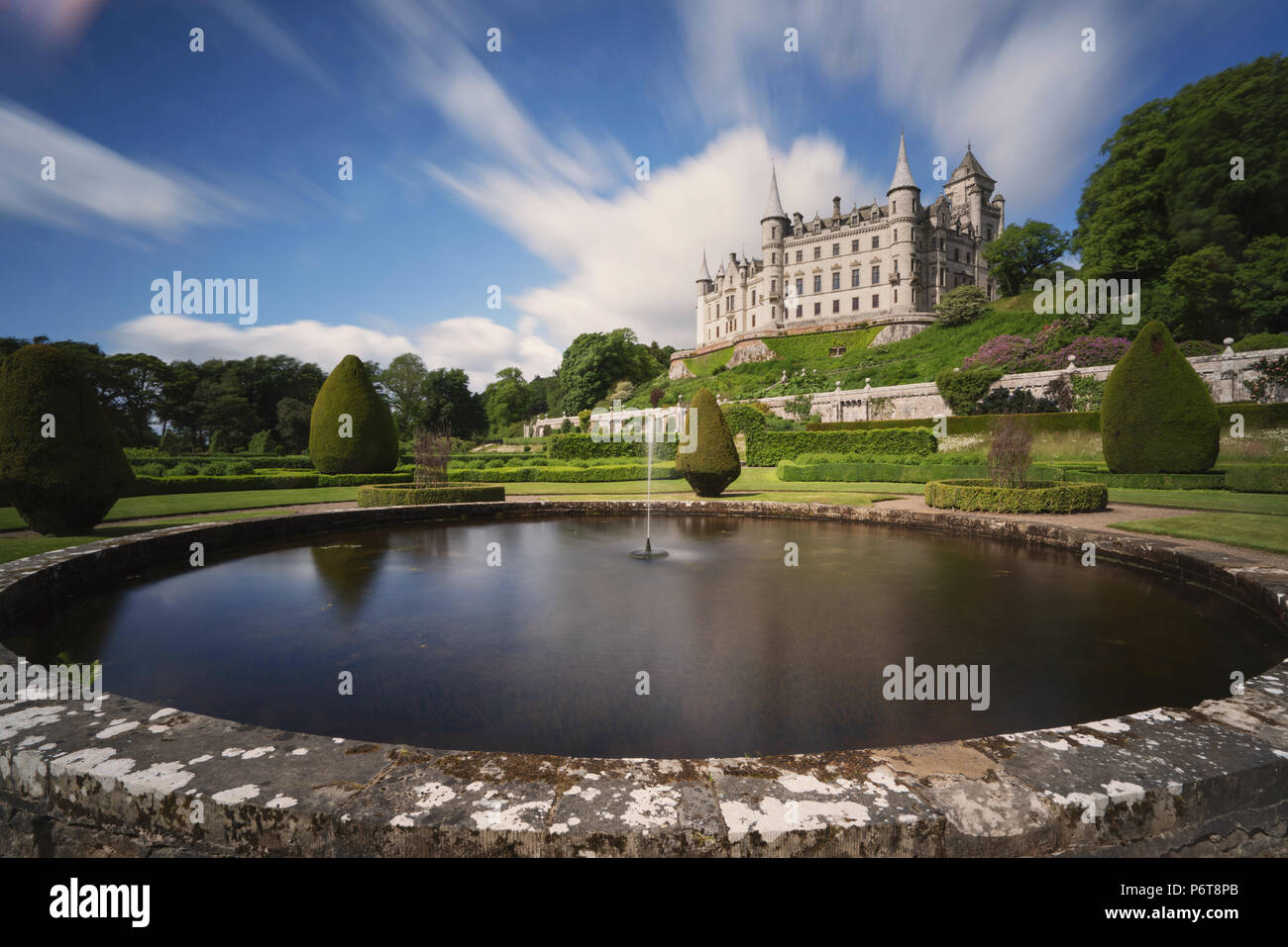 Dunrobin Castle Gardens High Resolution Stock Photography and Images ...
