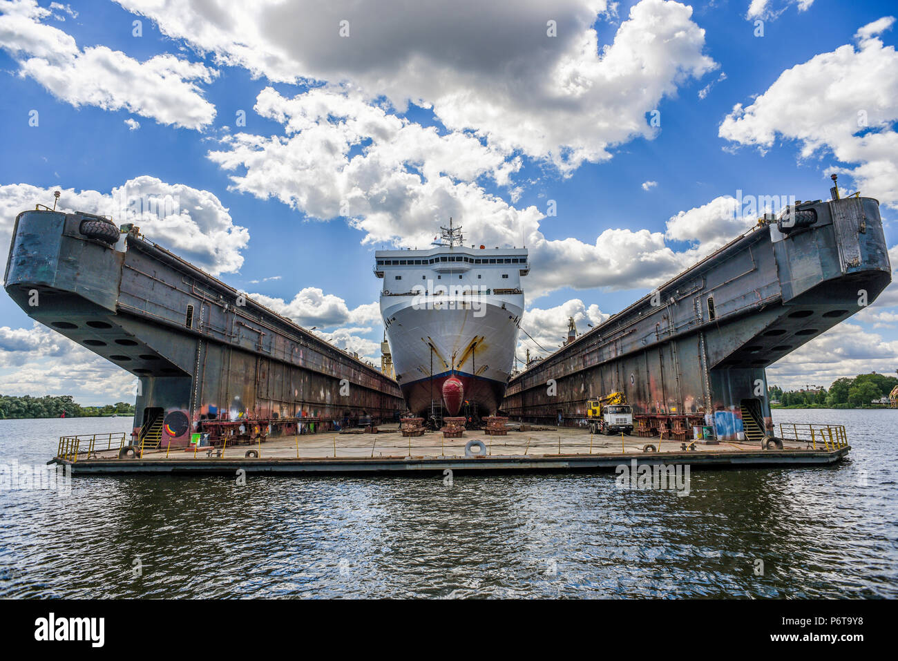 Gdansk shipyard dry dock hi-res stock photography and images - Alamy