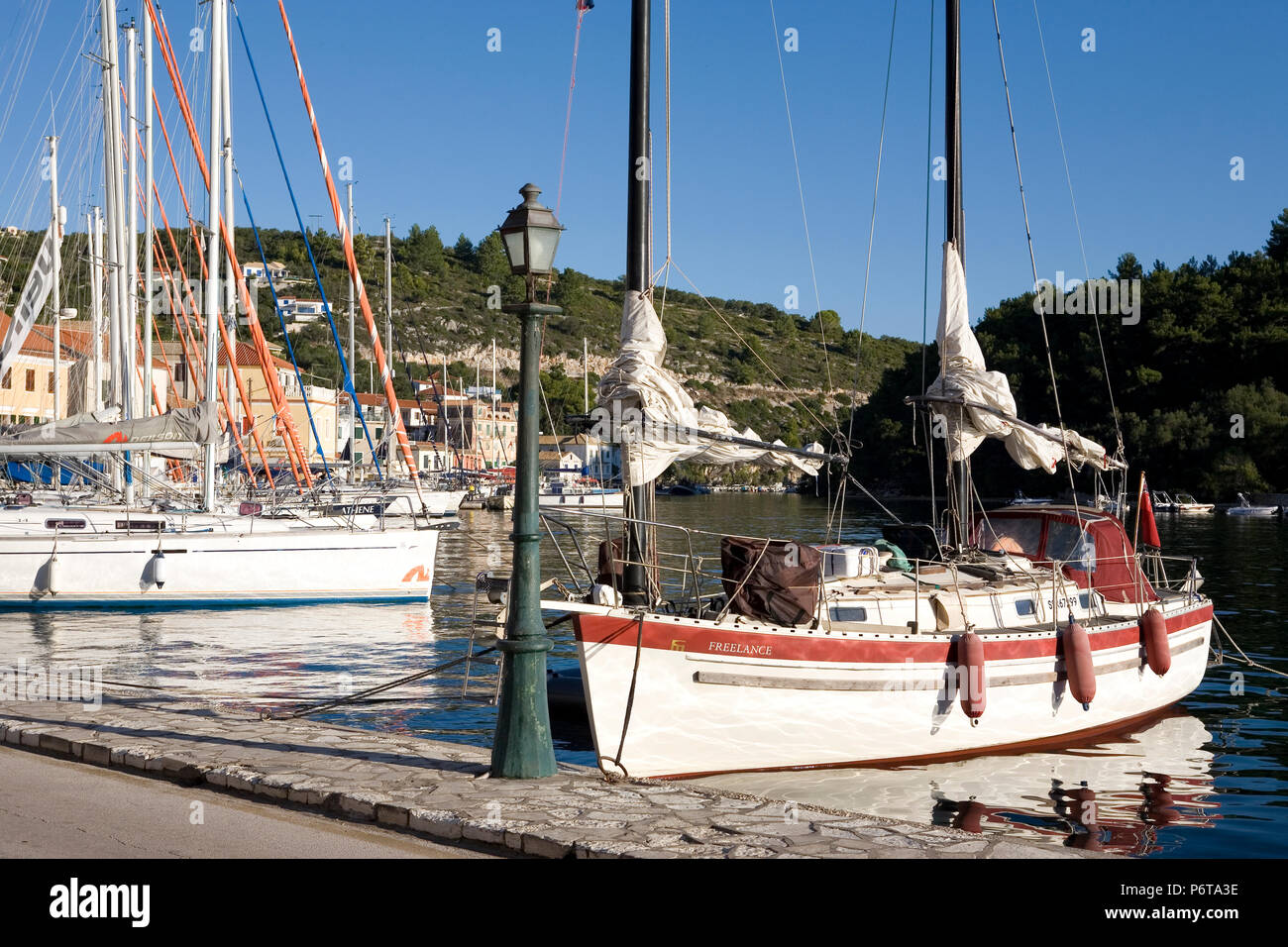 Mediterranean style mooring hi-res stock photography and images - Alamy