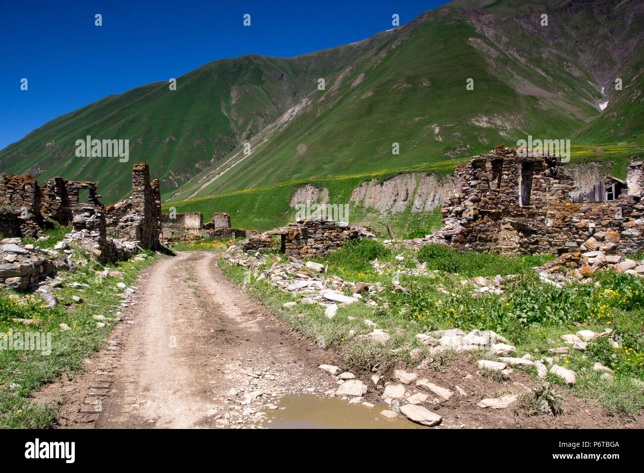 Truso Gorge, Georgia. Ketrisi Village Stock Photo - Alamy