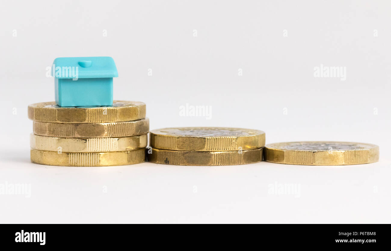 Stacked New Pound Coins High Resolution Stock Photography and Images ...