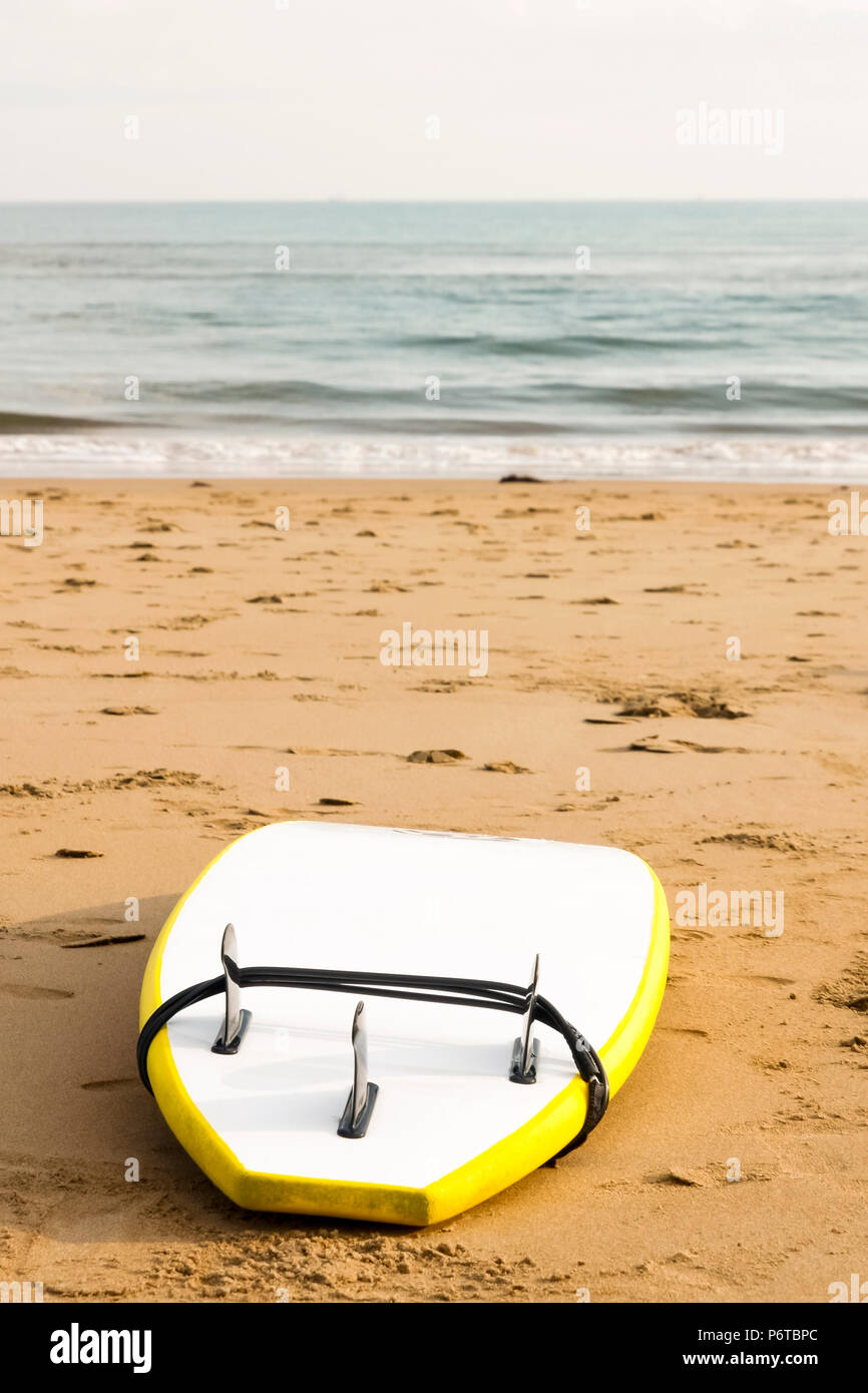 Surfboard in the sand hi-res stock photography and images - Alamy