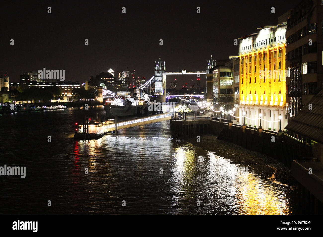 Bridges over the River Thames Stock Photo - Alamy