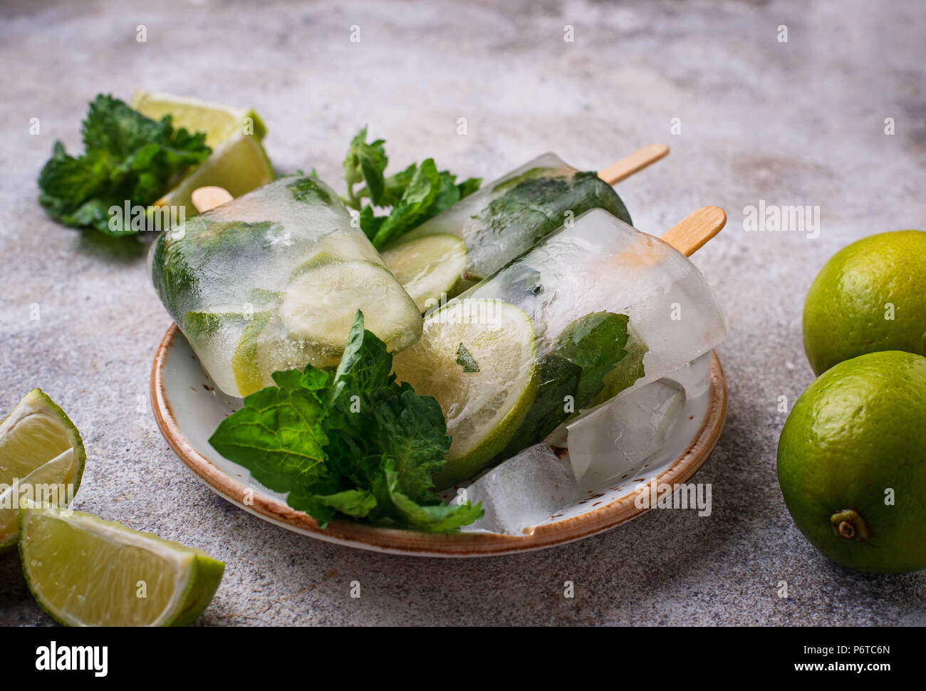 Popsicle hi-res stock photography and images - Alamy