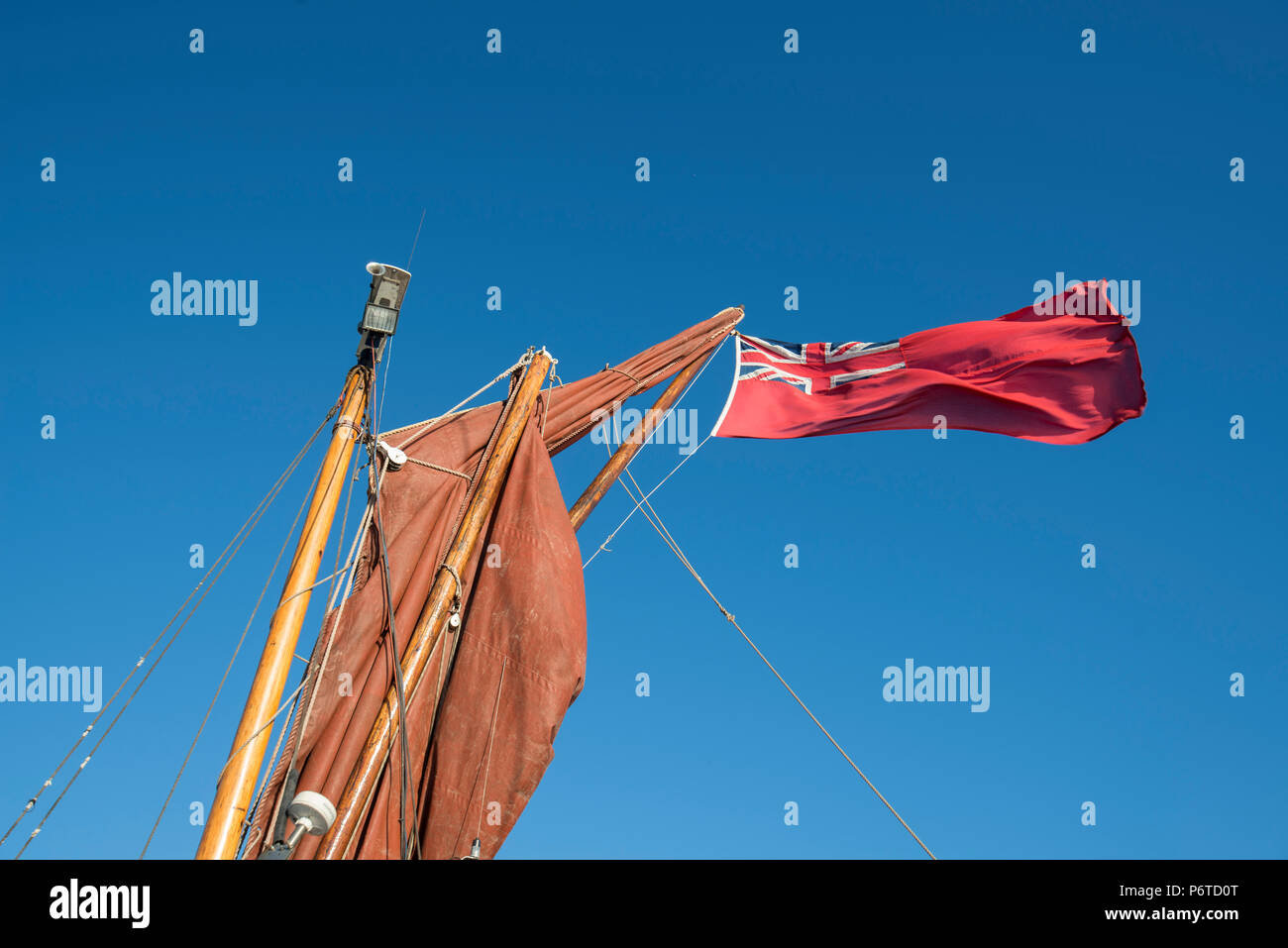 Flying barge hi-res stock photography and images - Alamy