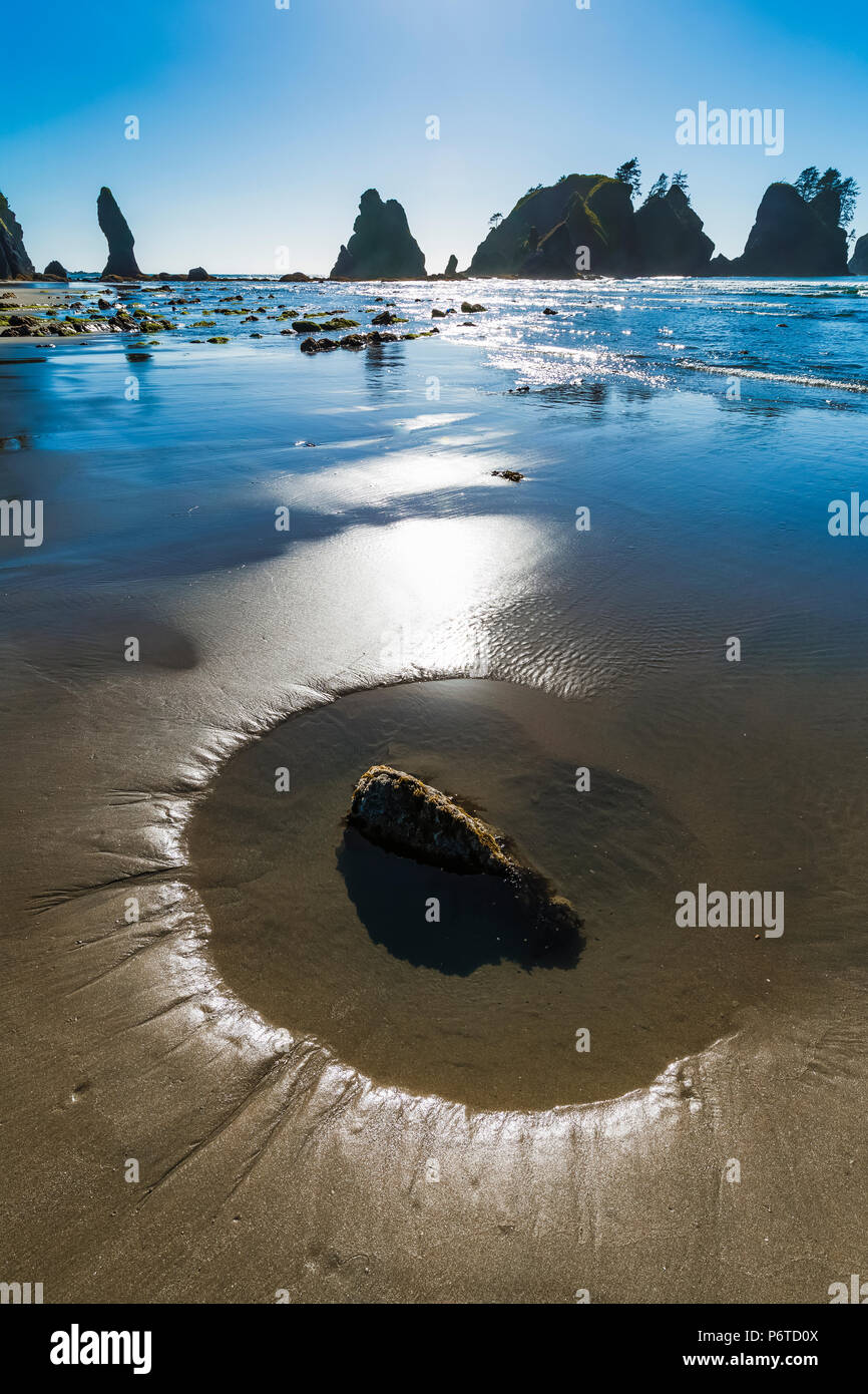 Receding ocean hi-res stock photography and images - Alamy