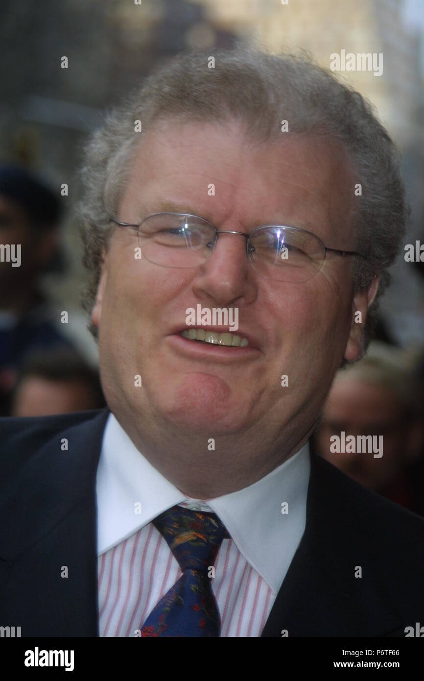 New York City 2002 Howard Stringer Photo by John Barrett-PHOTOlink.net ...