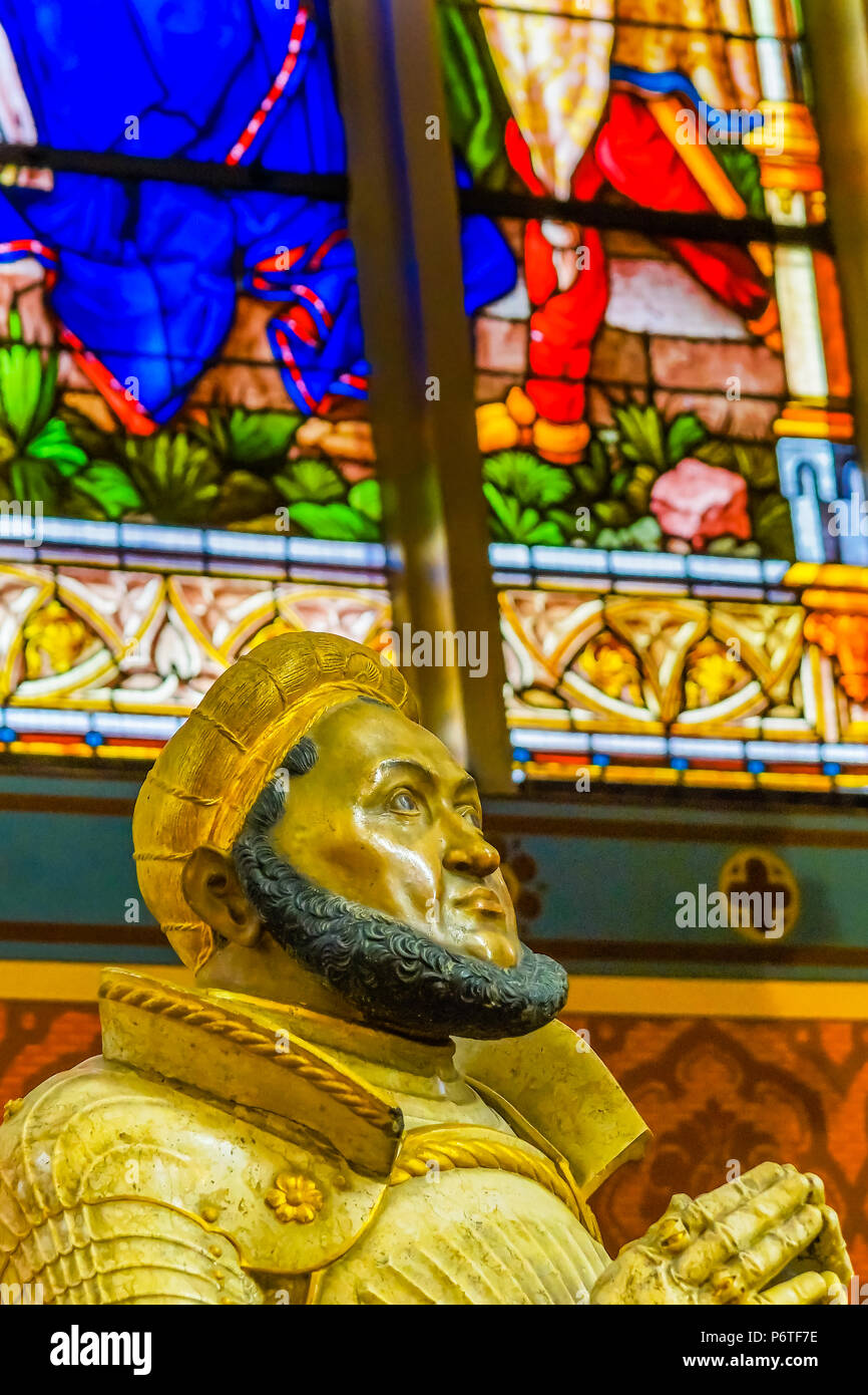 Praying Man Statue Stained Glass All Saints Castle Castle Church ...