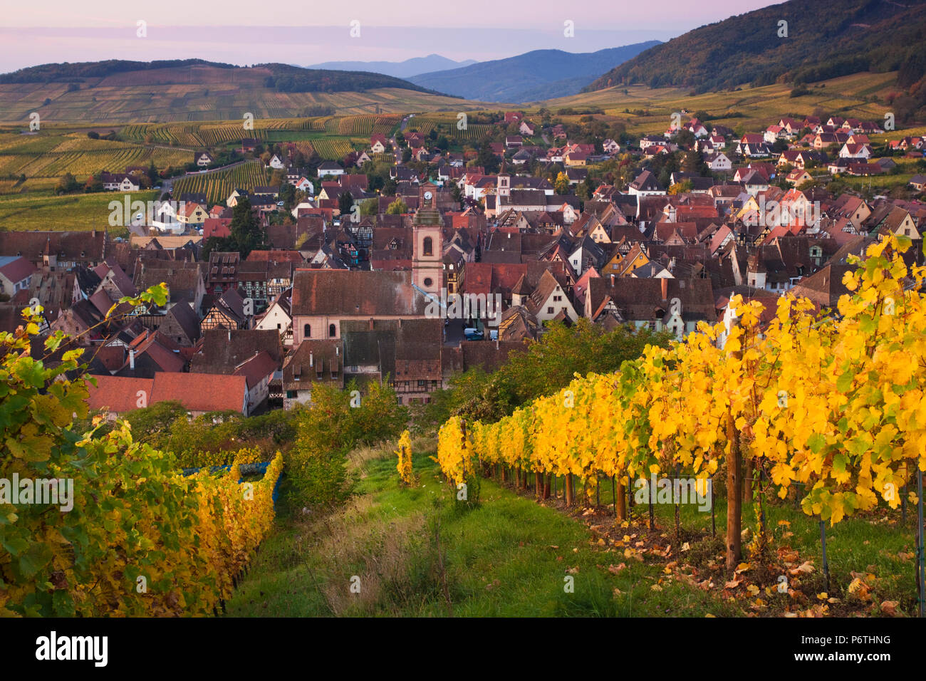 Alsace hi-res stock photography and images - Alamy