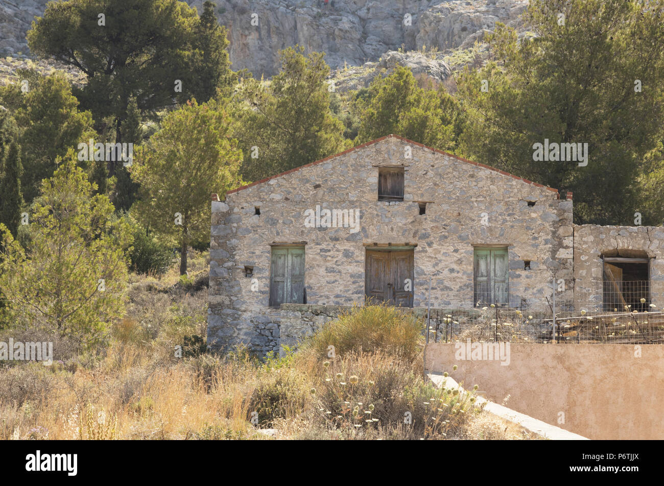 Greek farmhouse hi-res stock photography and images - Alamy