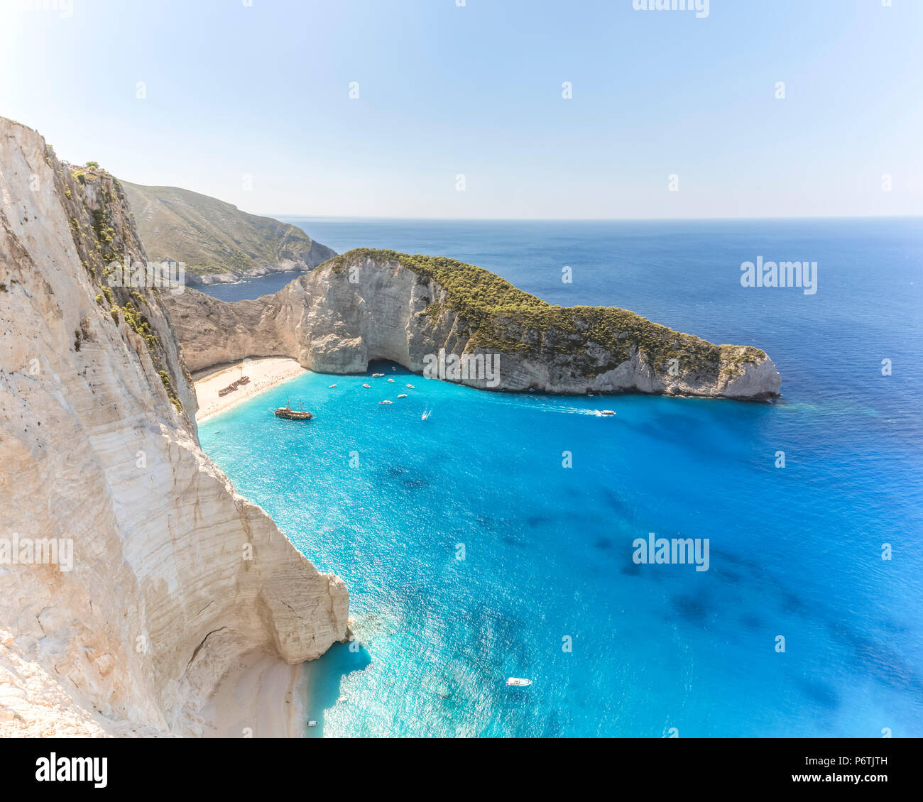 Shipwreck beach zakynthos hi-res stock photography and images - Alamy