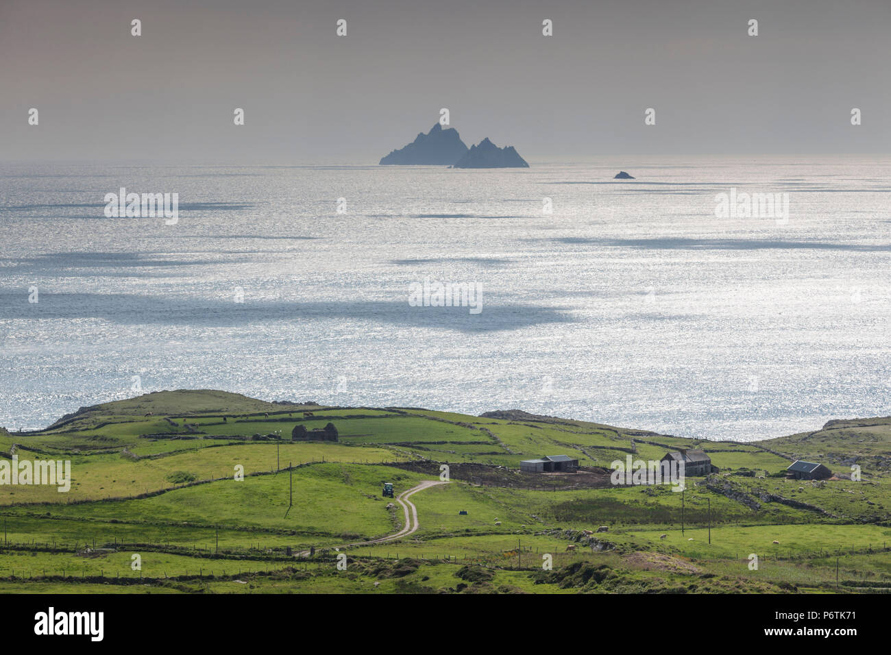 Ireland, County Kerry, Ring of Kerry, coastal landscape along the ...