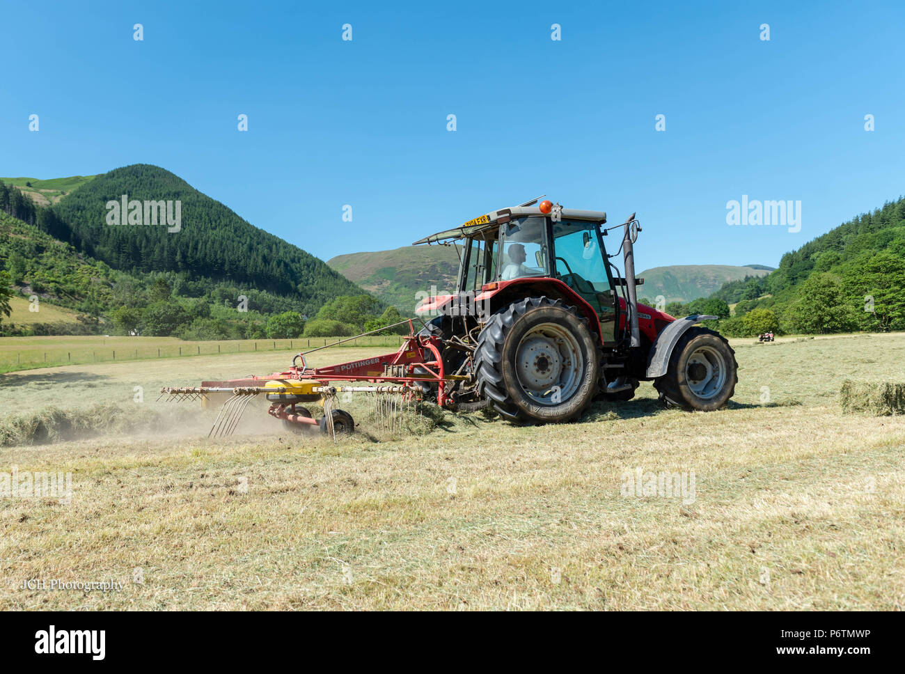 Dinas village hi-res stock photography and images - Alamy