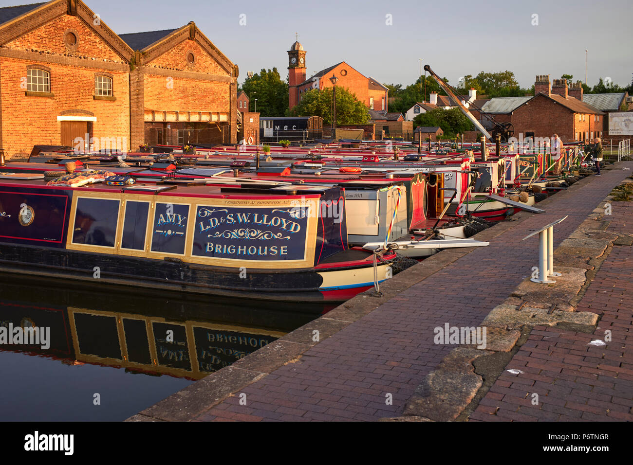 Ellesmere port boat museum hi-res stock photography and images - Alamy