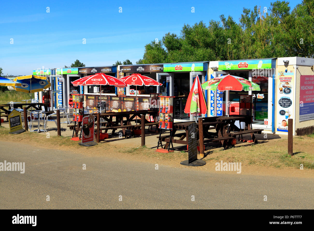 Heacham beach cafe hi-res stock photography and images - Alamy