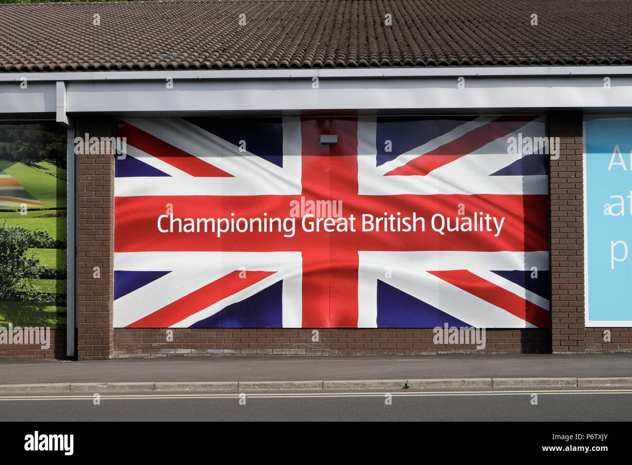 Aldi supermarket uk hi-res stock photography and images - Alamy