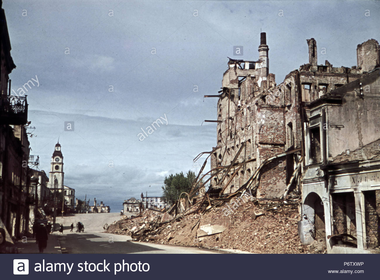 Bombed Building Stock Photos & Bombed Building Stock Images - Alamy