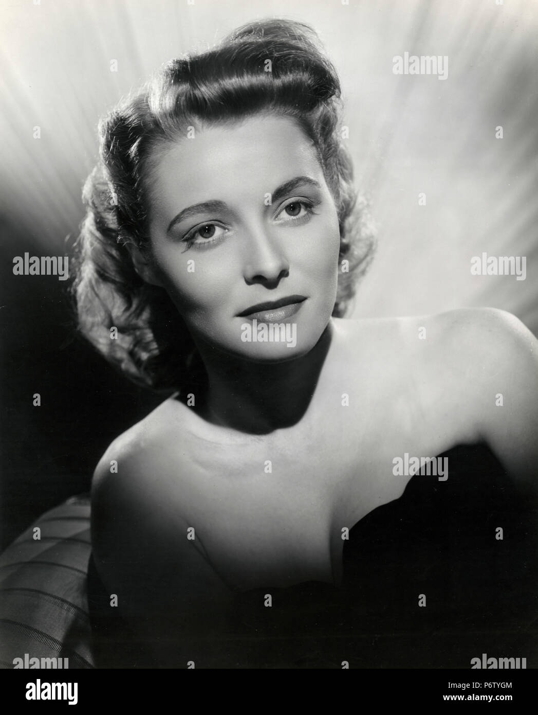 American actress Patricia Neal, 1940s Stock Photo - Alamy