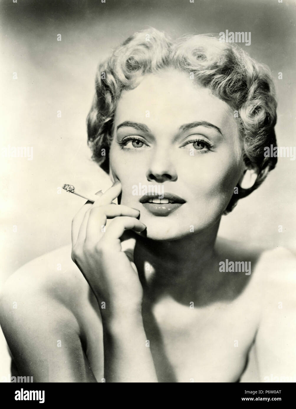 Actress 1940s hi-res stock photography and images - Alamy