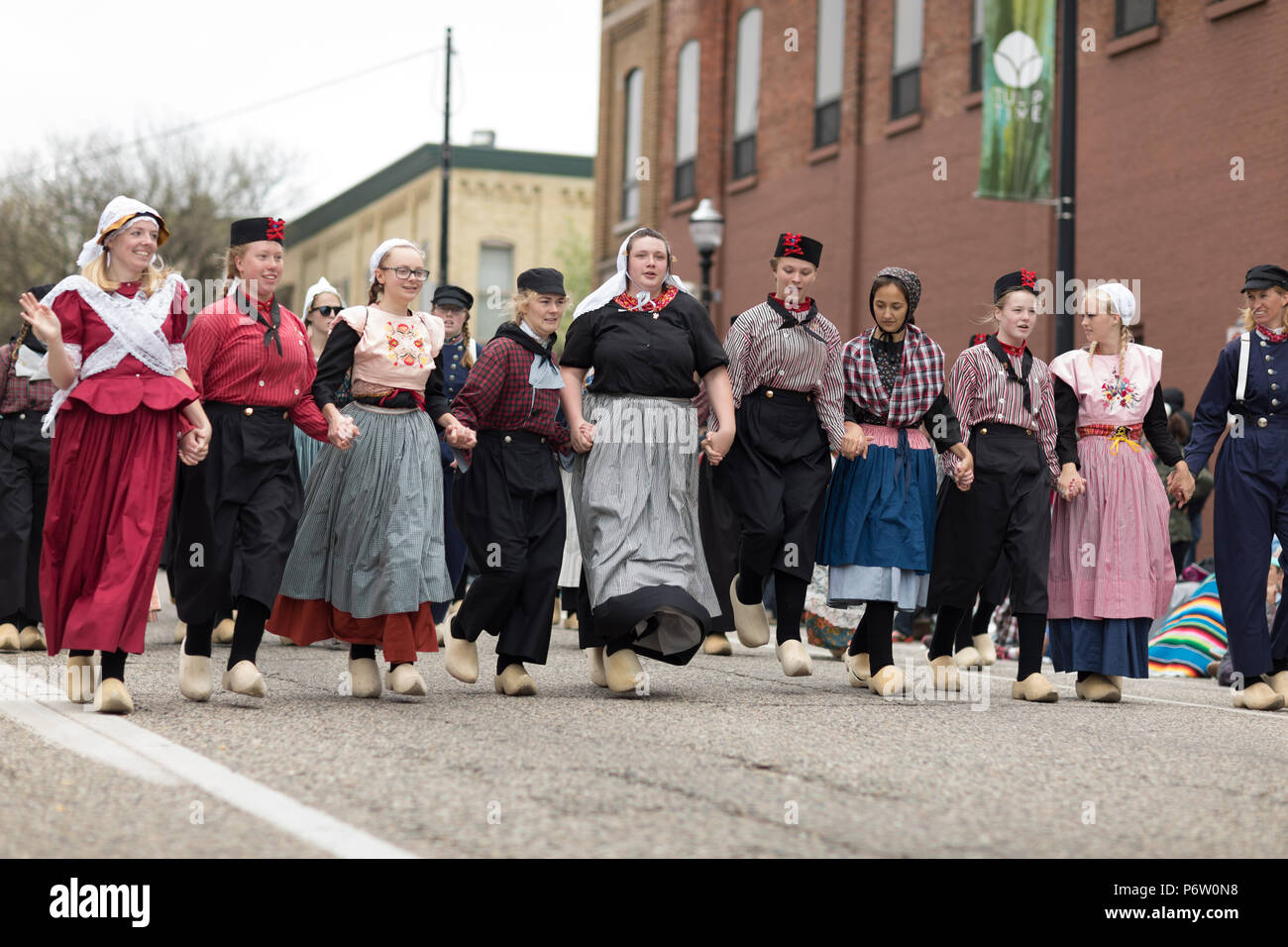 Dutch women hi-res stock photography and images - Alamy