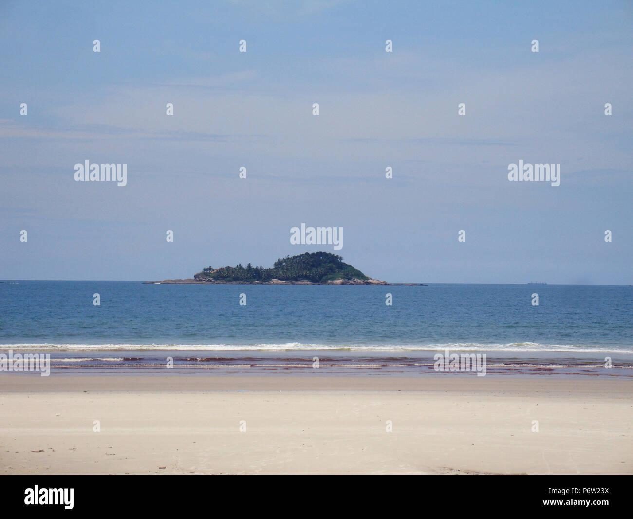 Enseada beach hi-res stock photography and images - Alamy