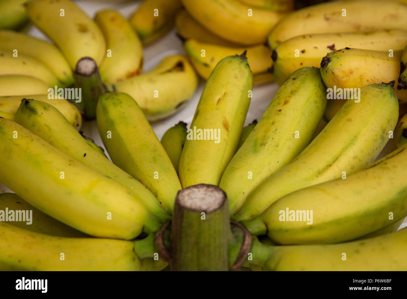 Frying bananas hi-res stock photography and images - Alamy