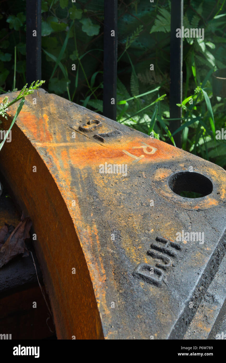 Iron brake blocks hi-res stock photography and images - Alamy